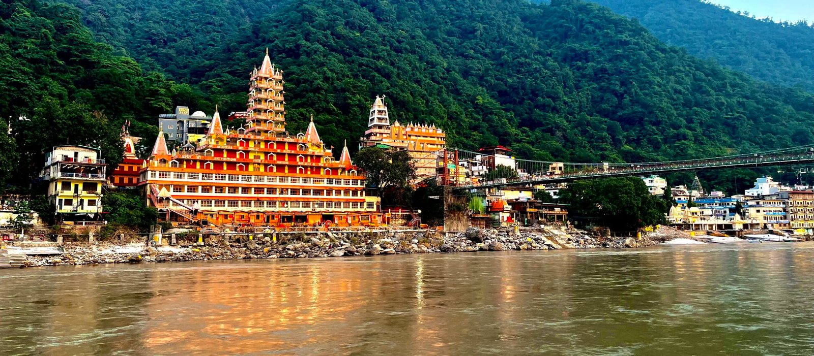 Best Destinations to Visit in Rishikesh India » Rishikesh Vinyasa Yogashram